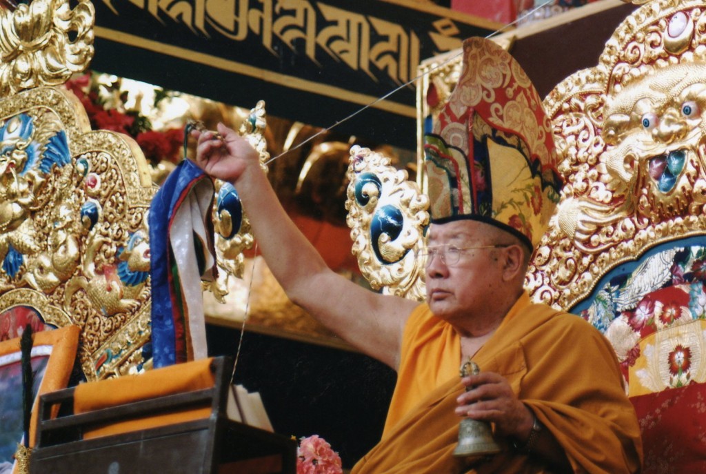 His Holiness Penor Rinpoche | Tibetan Buddhist Altar